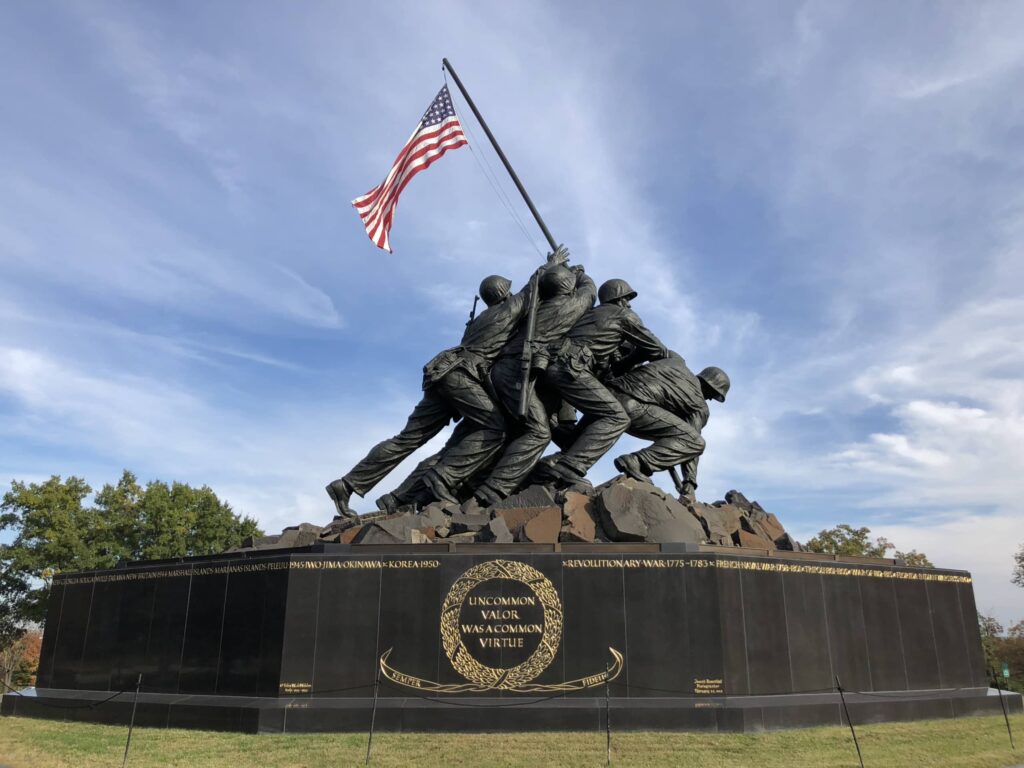 Honoring Our Heroes: A Guide to U.S. War Veteran Memorials and ...