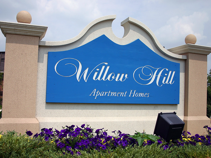 How Neighborhood and Subdivision Entrance Signs Boost Property Values ...